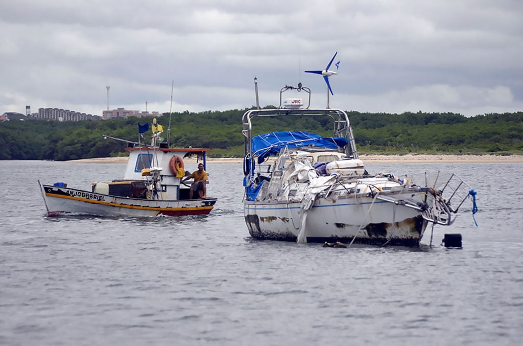Corpo achado em veleiro à deriva em Natal - Mar Sem Fim