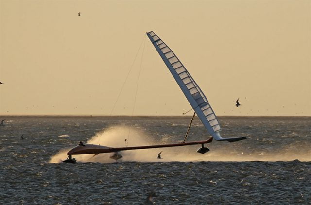 Recorde mundial de velocidade num barco a vela: 59 nós! - Mar Sem Fim